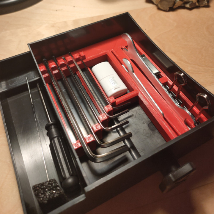 3D Printable Ender 3 V2 - Drawer Organiser by Patrick M.