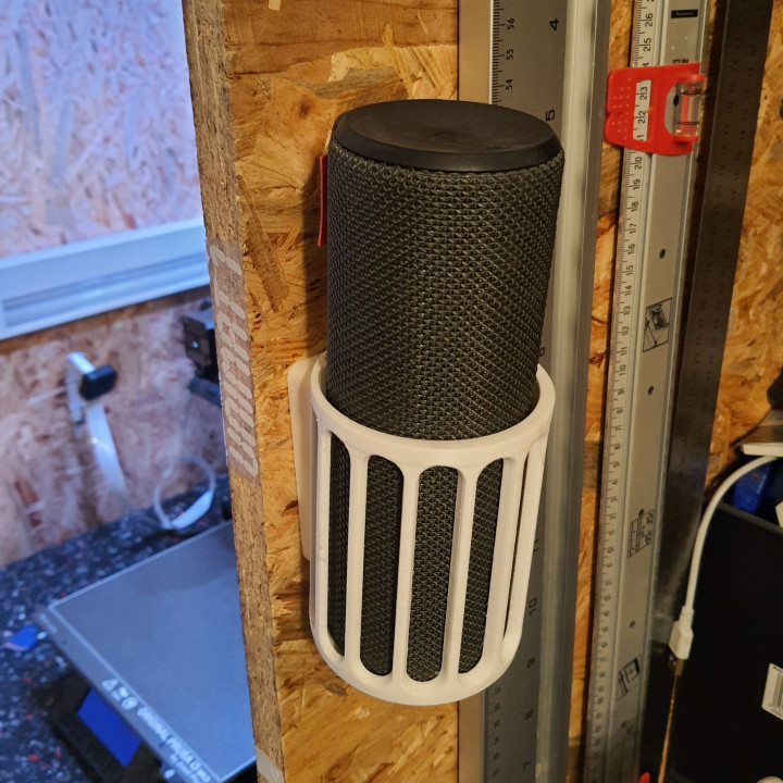 3D Printable UE BOOM s-00122 Wallmount by Max Beyer