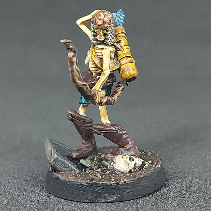 3D Printable Skeleton - Bow B, Pre-Supported by ColossalMiniatures