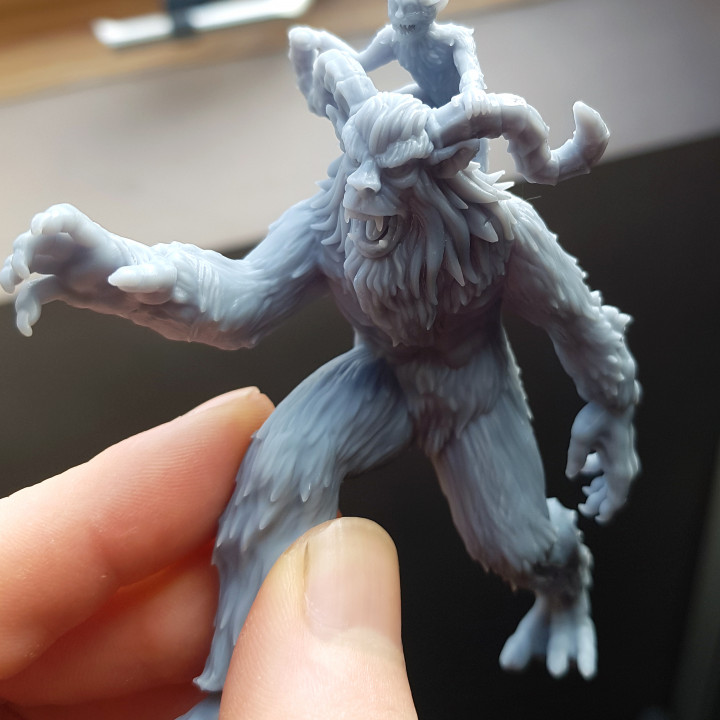 3D Printable Yeti tyke mounted on yeti + yeti pose (supported) by ...