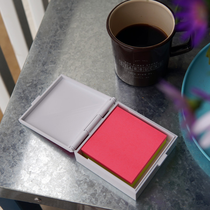 3D Printable Post it box (hinged, print in place) by Philippe Barreaud