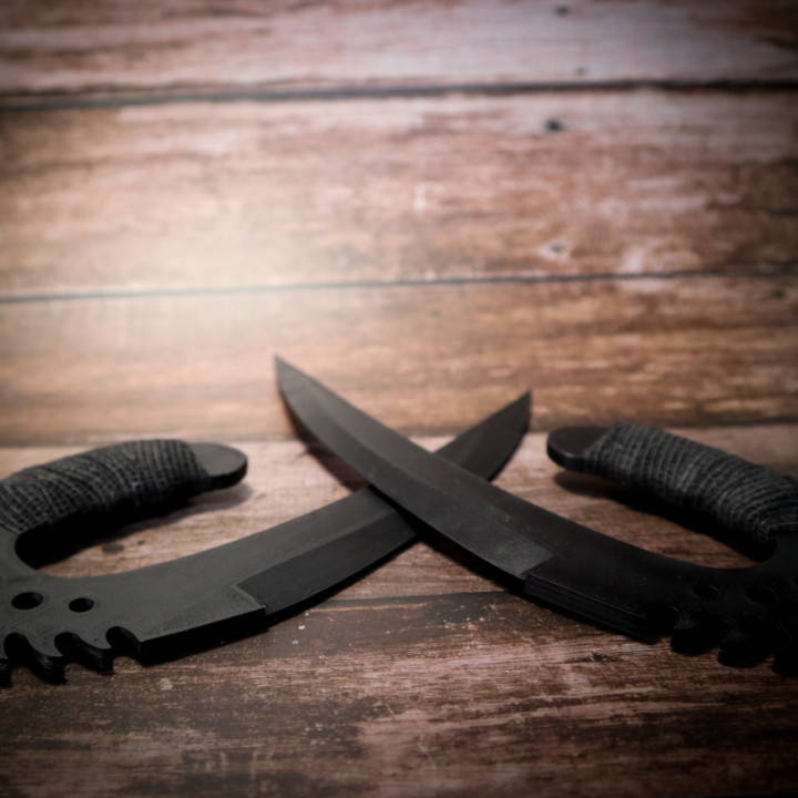 3D Printable Sabre Claws by Fr3D @ The3DPrinting