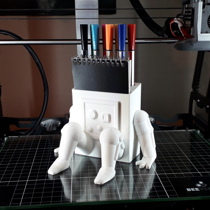 3D Printable Pen and pad holder robot. by Chris Gaze