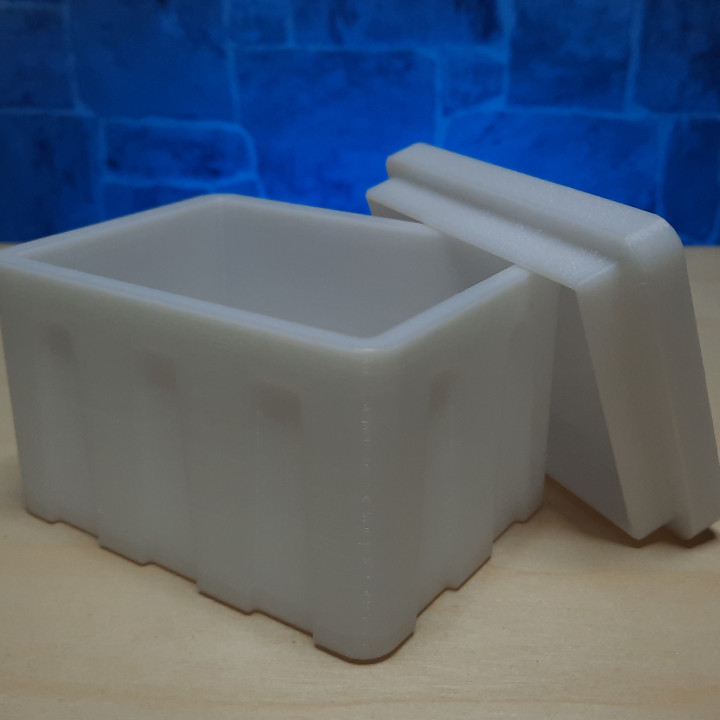 3D Printable Mini Cooler Box by Adha Arimi