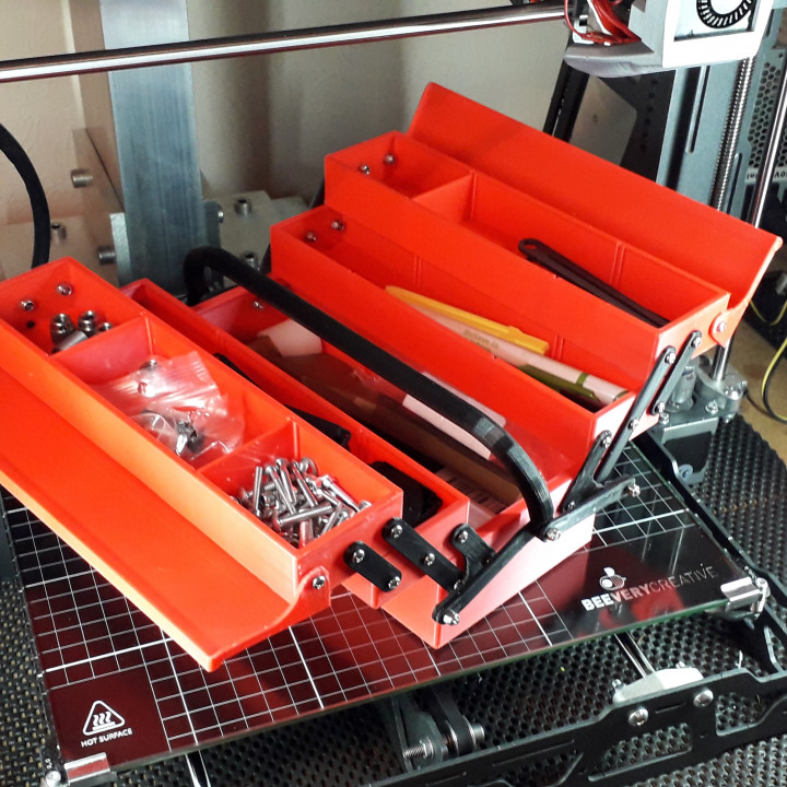 3D Printable Cantilever tool box. by Chris Gaze
