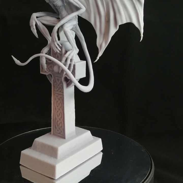 3D Printable The Nightgaunt by Keith Talbot