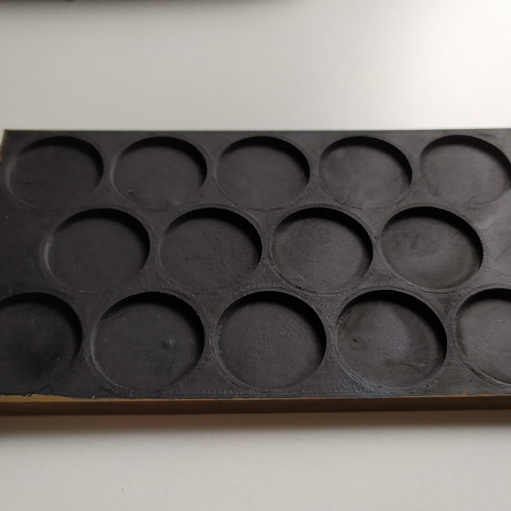 3D Printable group base by Jonathan Bode