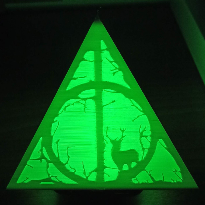 3D Printable Harry Potter Deathly Hallows - Desk Lamp by Marco Morata