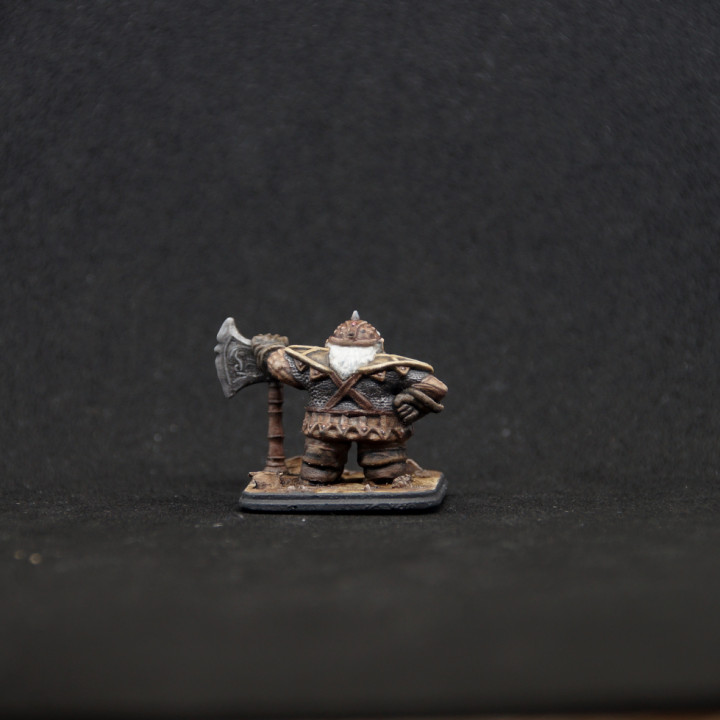 3D Printable HeroQuest Dwarf Resculpt by Xavier L.
