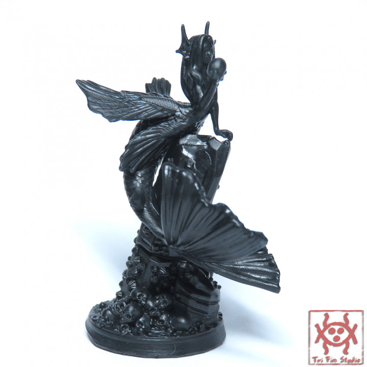 3D Printable Mermaid 01 by Tri Fin Studio