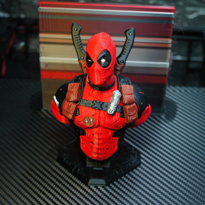 3D Printable Deadpool Multicolour Remix for MMU and Palette by iczfirz