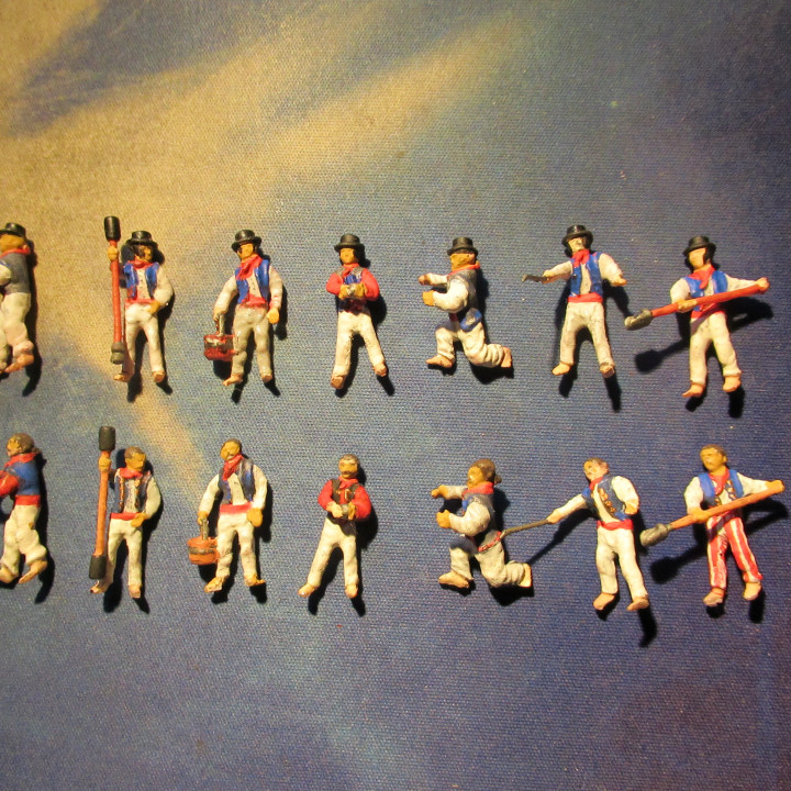 3D Printable Cannon Crew for Model Ships 1750-1820 by Alf Scherer