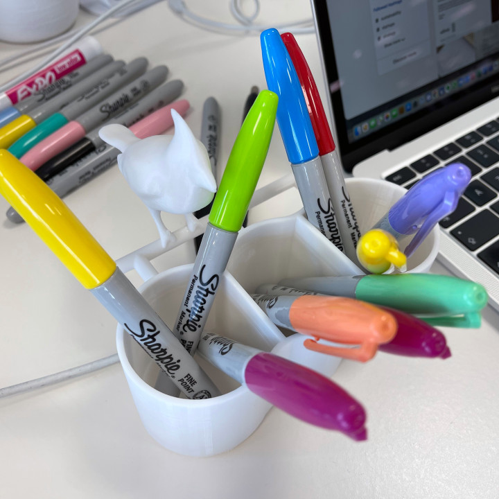 3D Printable Cardinal Sharpie holder by Philippe Barreaud