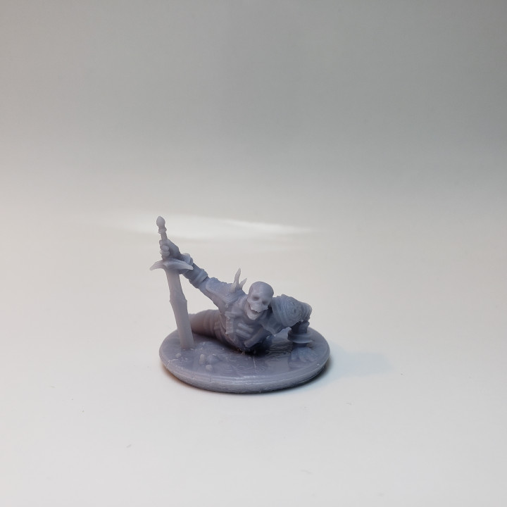 3D Printable Crawling Death by Alex Kolakowski