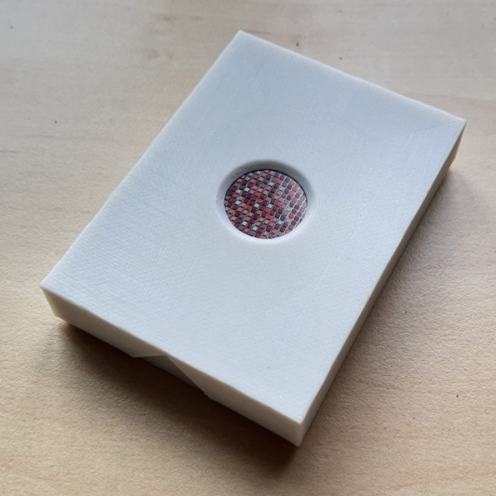 3D Printable Box for Cards by Maxwell Meytin