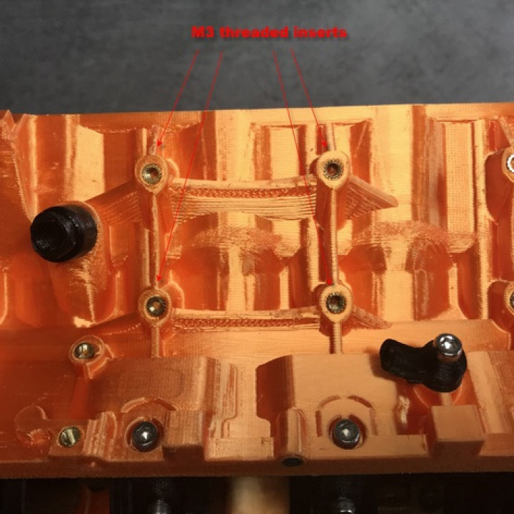 3D Printable Chevy LS3 (1b/16) / Engine Stand add-on by CANAVESE DANIEL