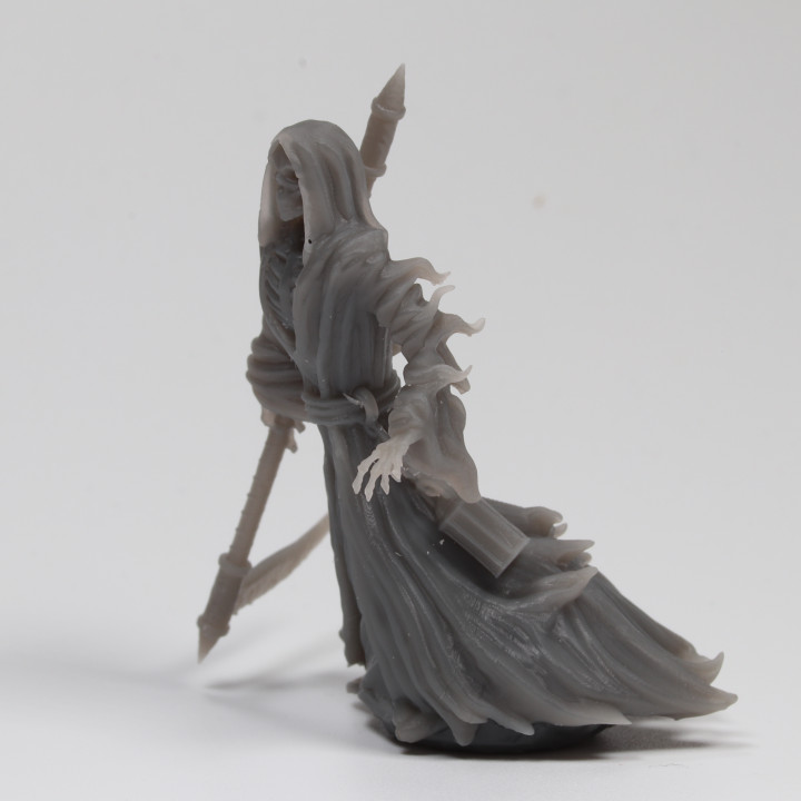 3D Printable Reaper - Floating by Runeforge Studios