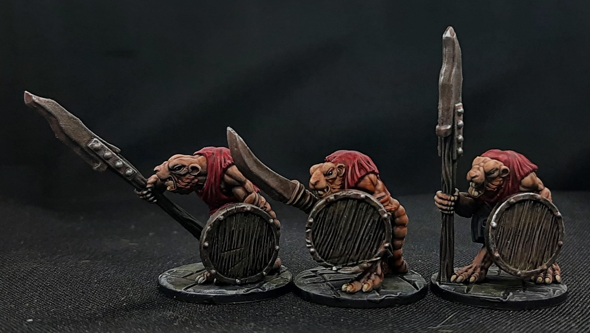 3D Printable Rat folk with spears (pre supported) by Duncan Shadow