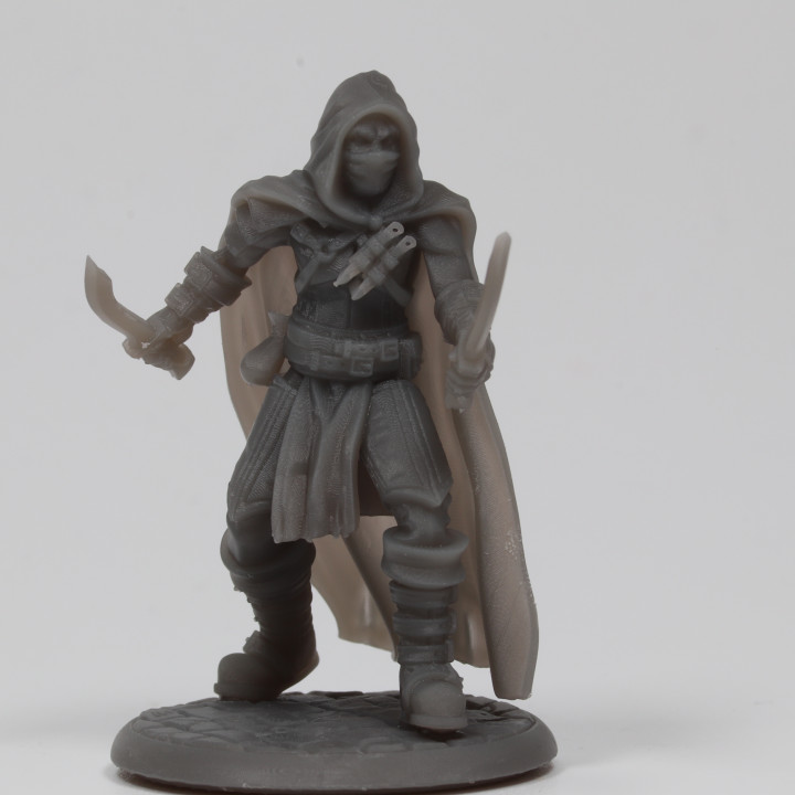 3D Printable Rogue - Daggers by Runeforge Studios