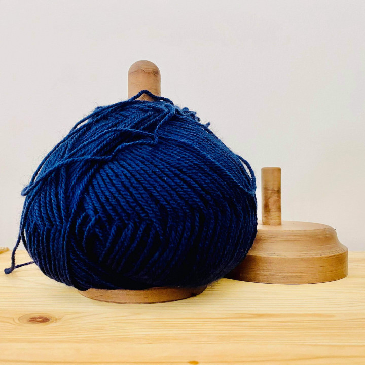 3D Printable Wooden Spinning Yarn Holder by Lazy Bear