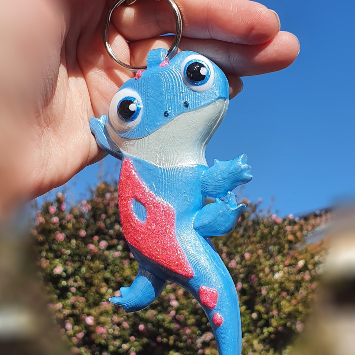 3D Printable Bruni the salamander bag tag by Air New