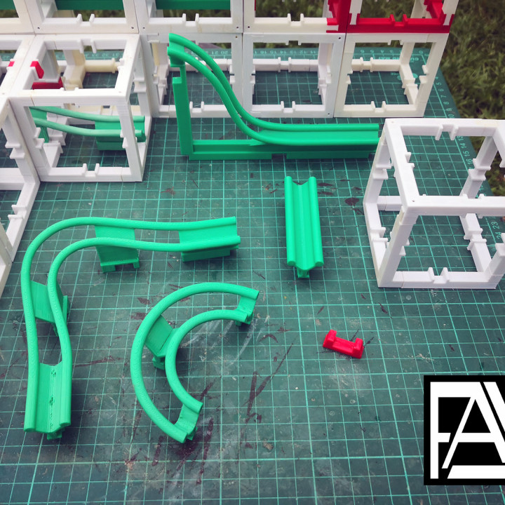 3D Printable Modular marble run by Fasya Daud