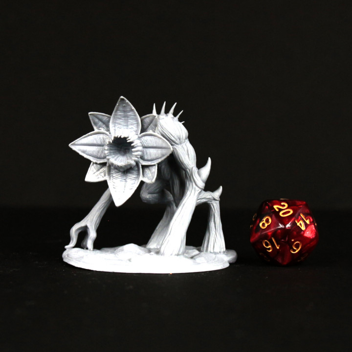 3D Printable Carnivorous Shambling Mound-1 by clynche art