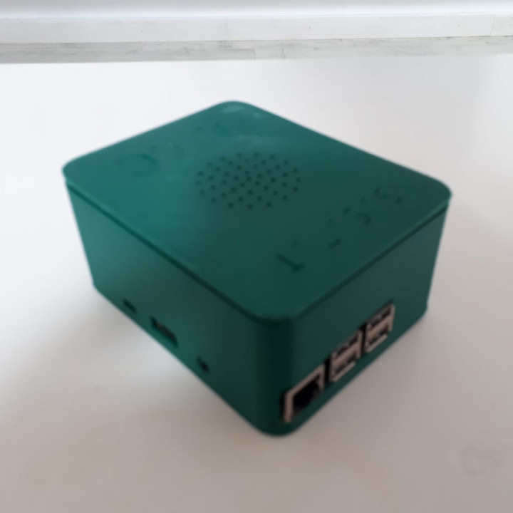 3D Printable box raspberry by David Dato