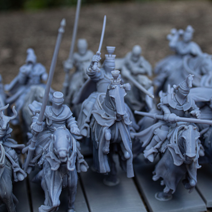 3D Printable DISCONTINUED - Grail Knights Command Group - Highlands ...
