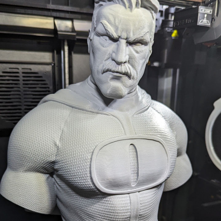 3D Print of Omni-Man - Invincible Fanart Bust by Snuffypot11