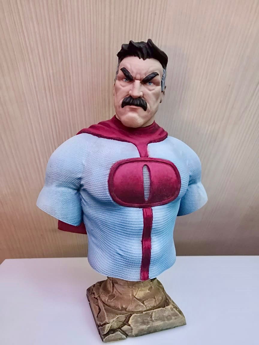 3D Printable Omni-Man - Invincible Fanart Bust by Miniatures of Madness