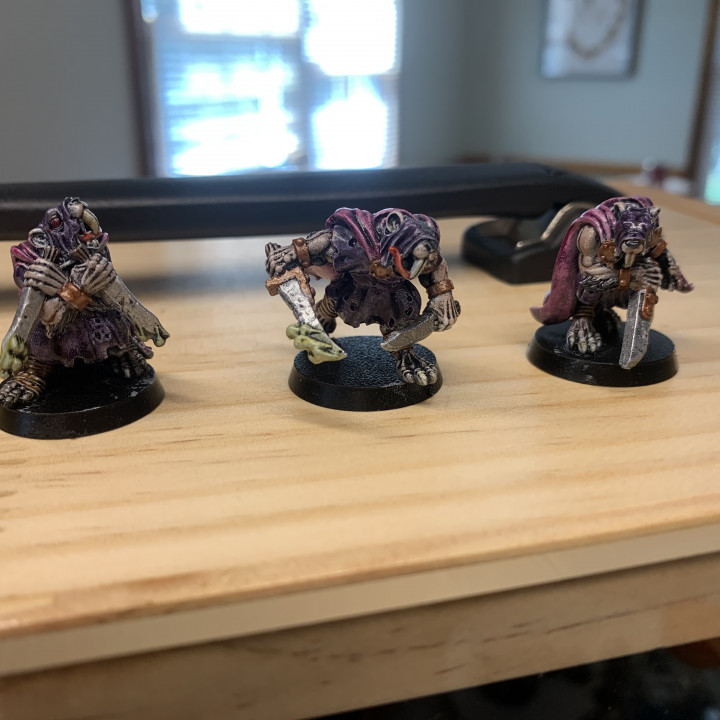 3D Print of Rat Folk Gutter Runners (pre supported) by Kupotek
