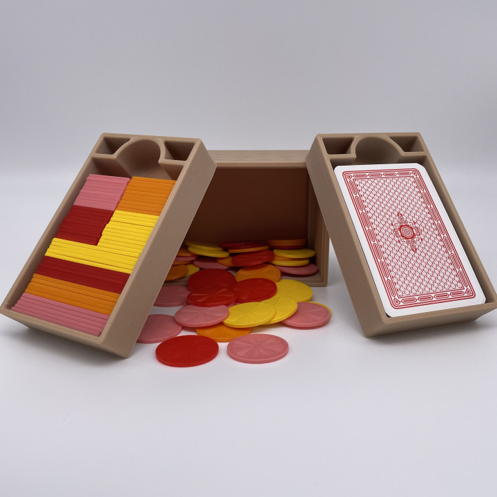 3D Printable Compact Card and Token Storage Box by Sam Mattiussi
