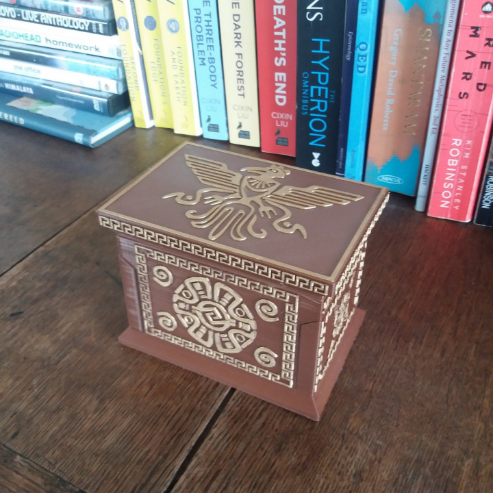 3D Printable Inca-style treasure Box w/ lock by Jochem
