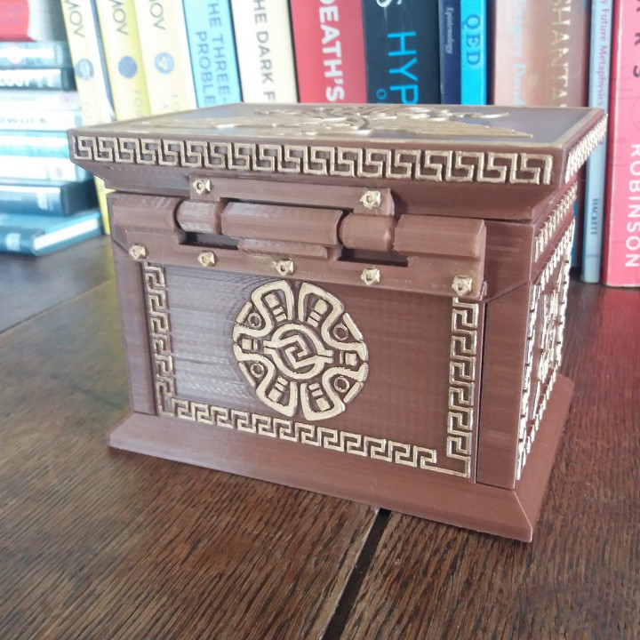 3D Printable Inca-style treasure Box w/ lock by Jochem