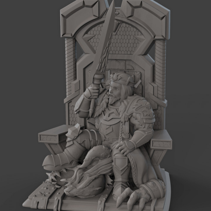 3D Printable KING by LionAce