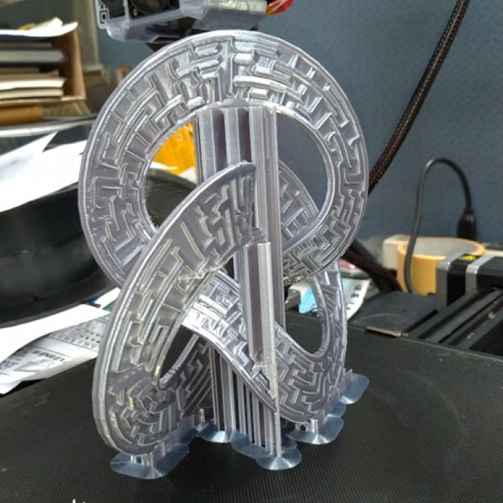 3D Printable Torus knot maze by Justin Lin