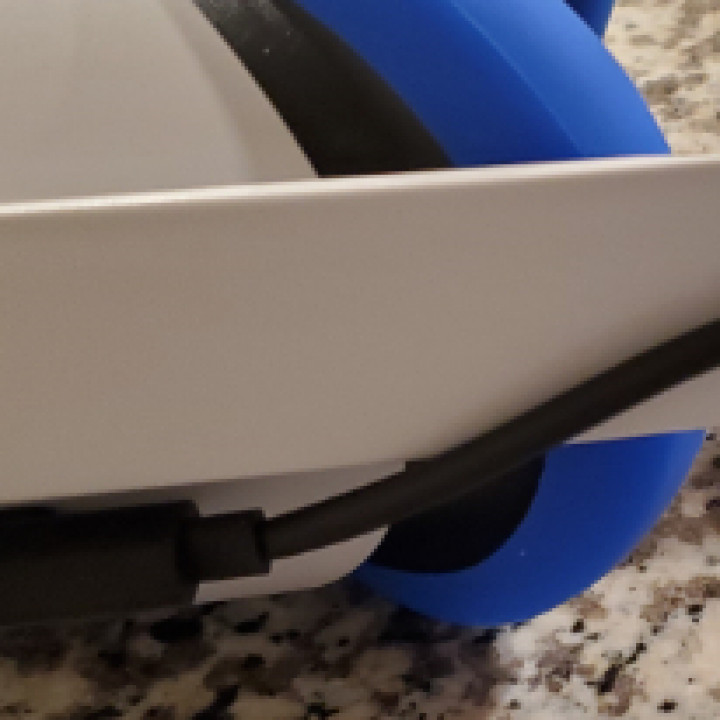 3D Printable Oculus Quest 2 Elite Strap Link Cable Support by Zack Clarke