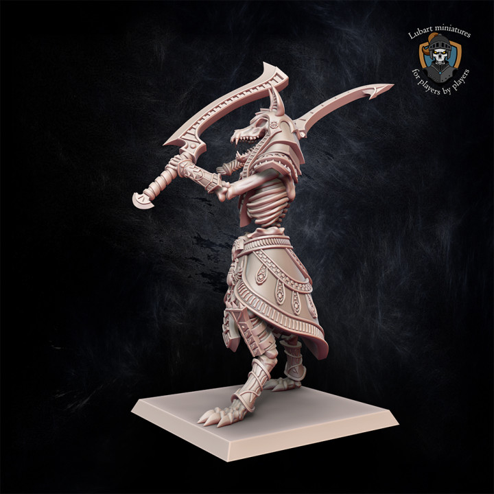 3D Printable Colossus with paired weapon by Lubart Miniatures