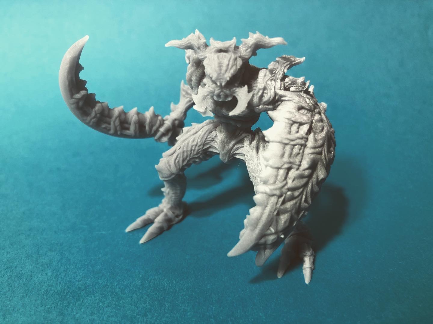 3D Printable Insect warrior with sheld by Stanislav Kuznetsov