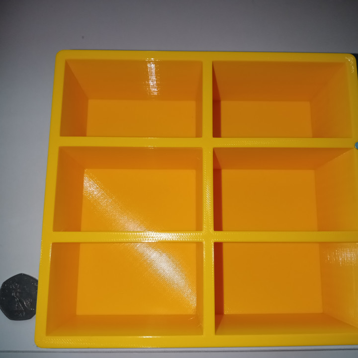 3D Printable Watch box base by Logan TR J