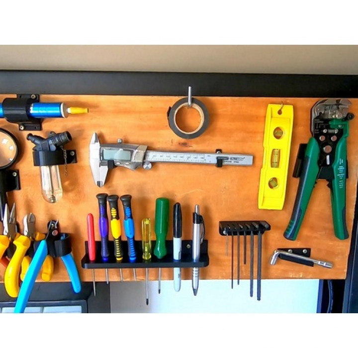 3D Printable 3D printed wall tool holders by Flavio Hendrikx