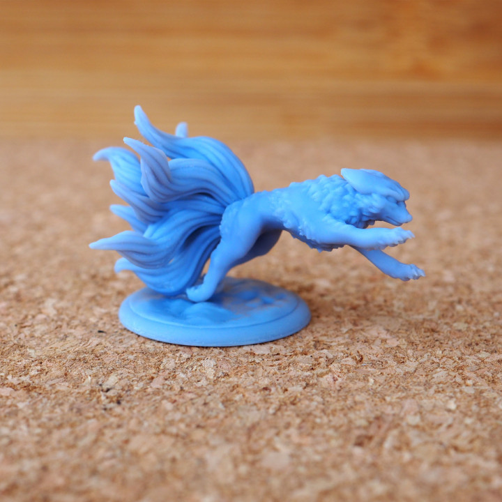 3D Printable Kitsune 2 by La Louve 3D