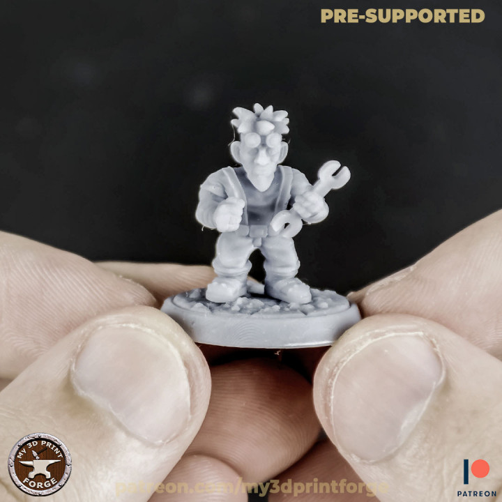 3D Printable Gnome Mechanic by My3DPrintForge