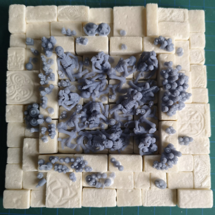 3D Print of Skeleton Bone Pile Set 2 !SUPPORTED! !FREE! by killakatze