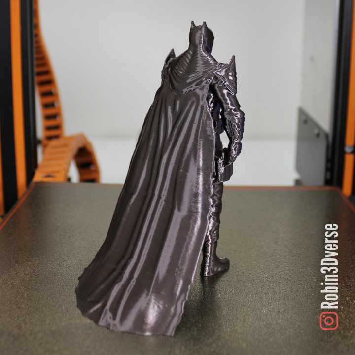 3D Printable Batman Support Free Remix by Robin 3Dverse