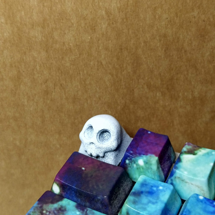 3D Printable Skull Keycap Presupported by Sylvain Reniers