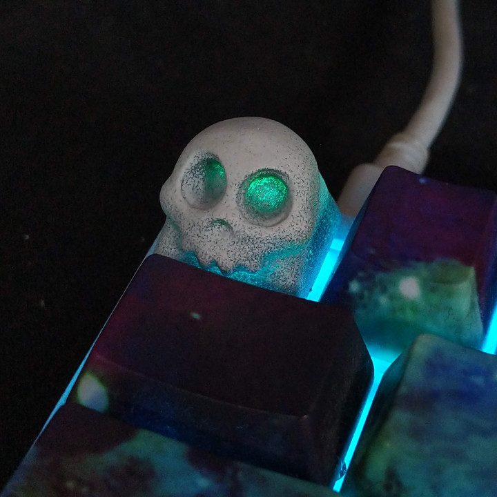 3D Printable Skull Keycap Presupported by Sylvain Reniers