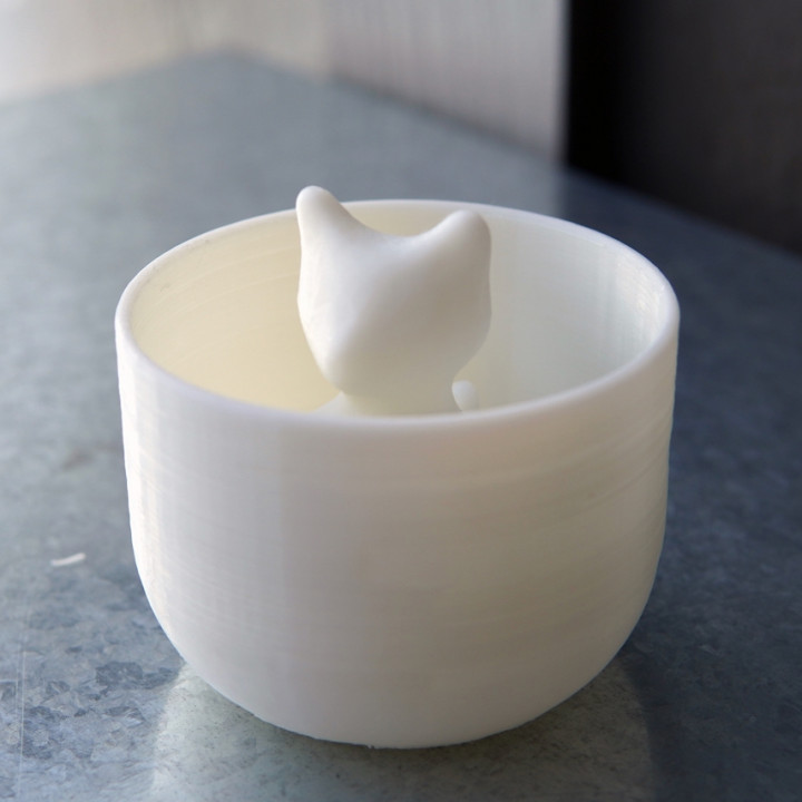 3D Printable Cat Q-tip holder by Philippe Barreaud