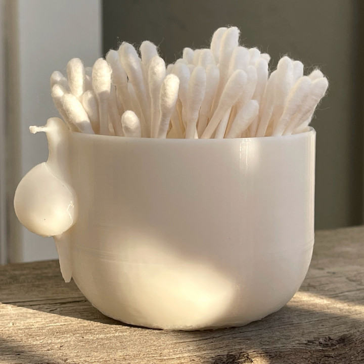 3D Printable Snail Q-tip holder by Philippe Barreaud